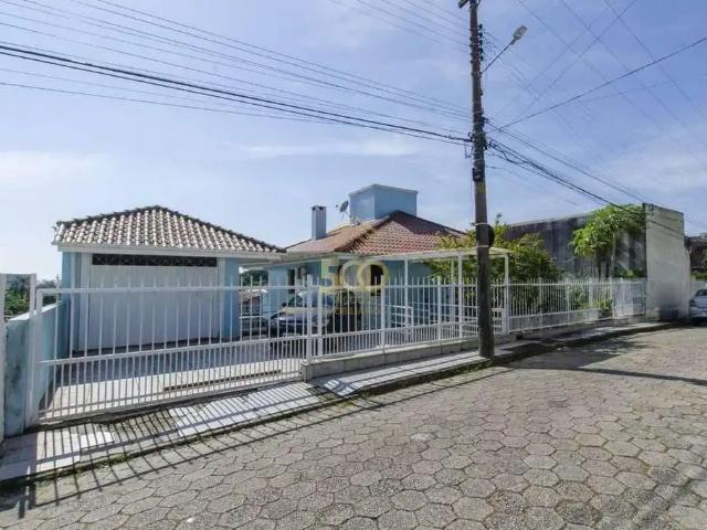 Casa / Sobrado para Venda em São José/SC Centro 3 Quartos