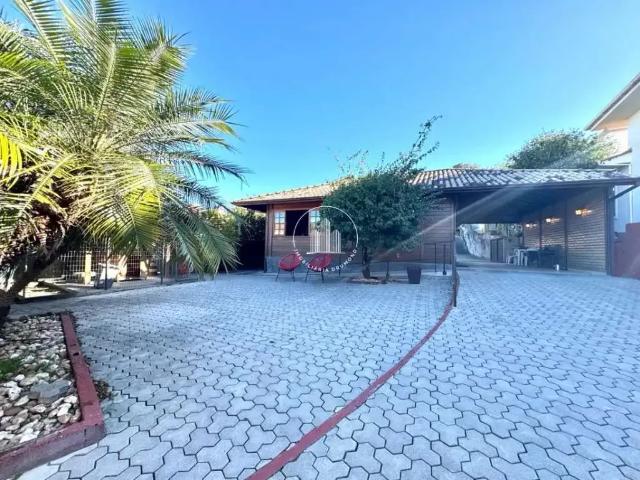 Casa / Sobrado para Venda em São José/SC Centro 3 Quartos