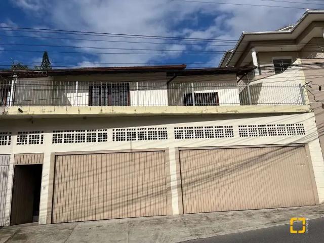 Casa / Sobrado para Venda em São José/SC Centro 3 Quartos