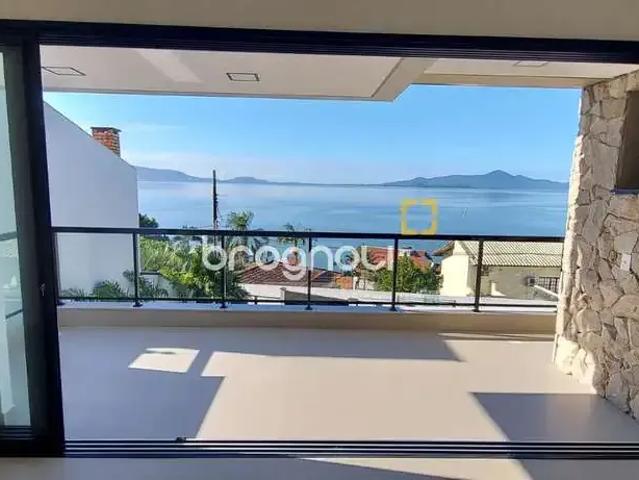 Casa / Sobrado para Venda em São José/SC Centro 3 Quartos