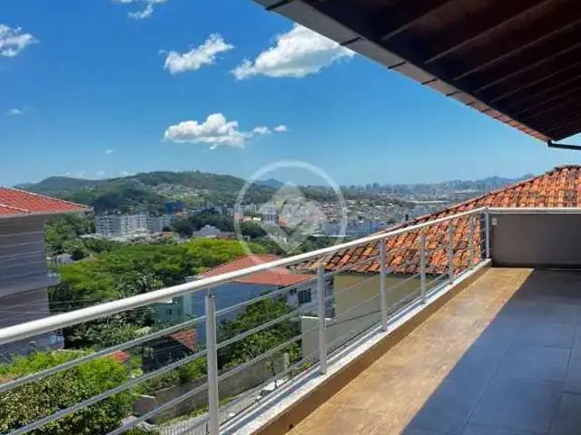 Casa / Sobrado para Venda em São José/SC Centro 3 Quartos