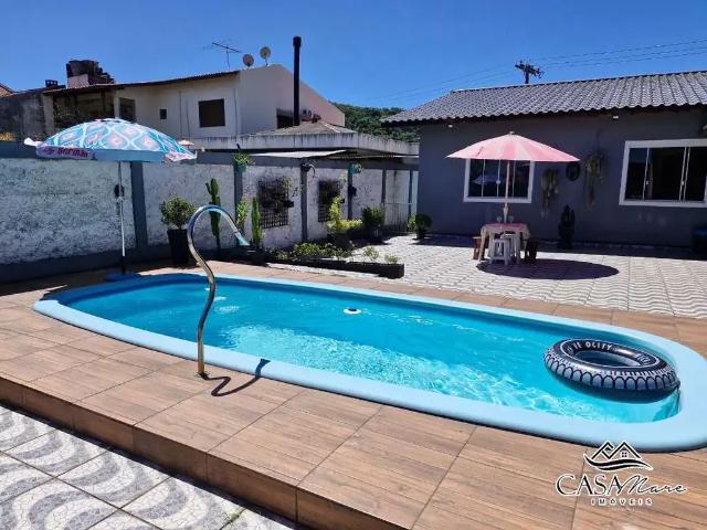 Casa / Sobrado para Venda em São José/SC Fazenda Santo Antônio 4 Quartos