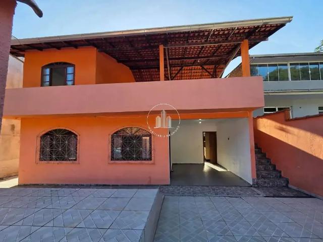 Casa / Sobrado para Venda em São José/SC Fazenda Santo Antônio 4 Quartos