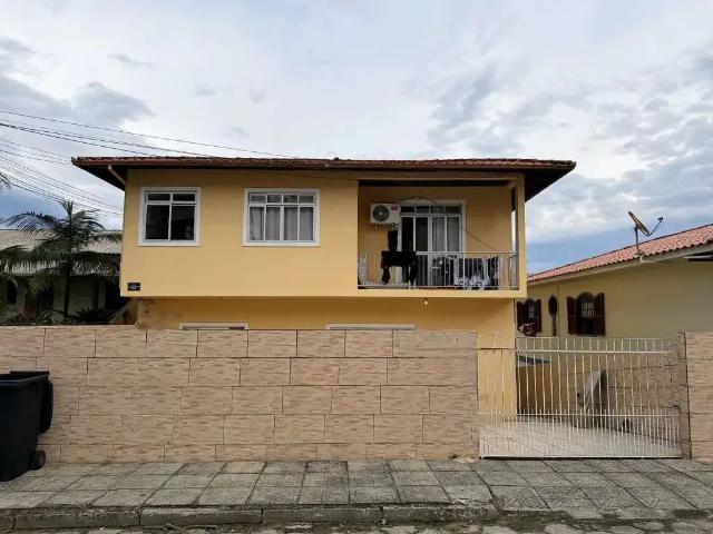 Casa / Sobrado para Venda em São José/SC Fazenda Santo Antônio 5 Quartos