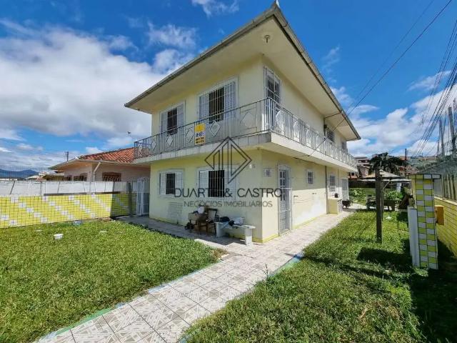Casa / Sobrado para Venda em São José/SC Fazenda Santo Antônio 6 Quartos