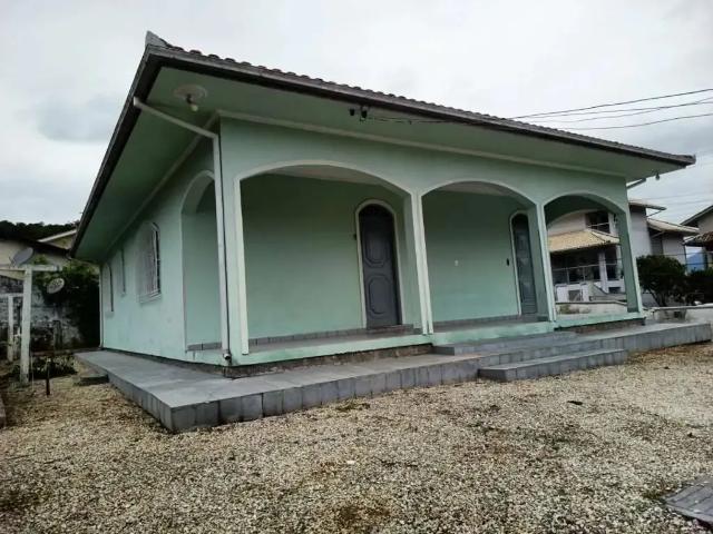 Casa / Sobrado para Venda em São José/SC Fazenda Santo Antônio 3 Quartos