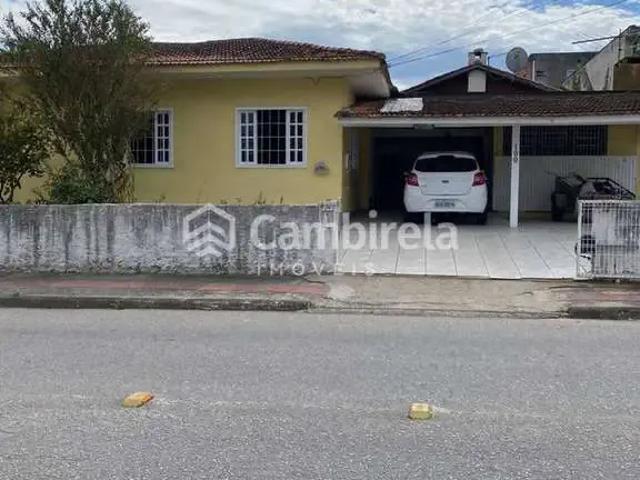 Casa / Sobrado para Venda em São José/SC Fazenda Santo Antônio 3 Quartos