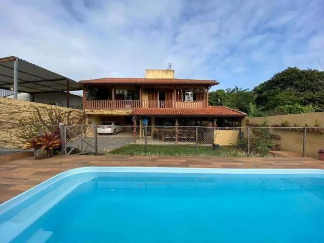 Casa / Sobrado para Venda em São José/SC Fazenda Santo Antônio 3 Quartos