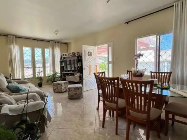 Casa / Sobrado para Venda em São José/SC Flor de Nápolis 3 Quartos