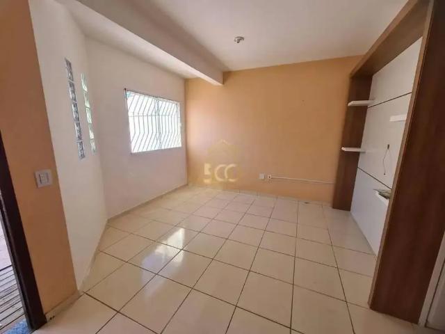 Casa / Sobrado para Venda em São José/SC Forquilhas 2 Quartos