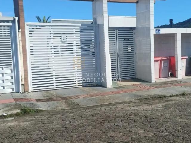 Casa / Sobrado para Venda em São José/SC Forquilhas 2 Quartos