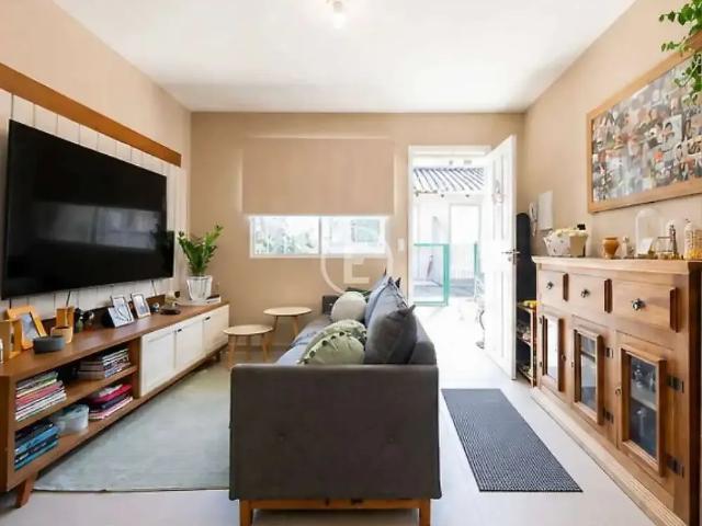 Casa / Sobrado para Venda em São José/SC Forquilhas 2 Quartos