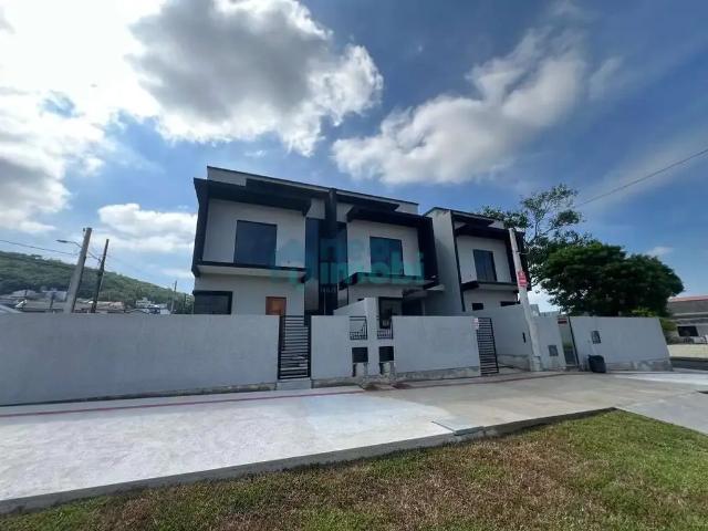 Casa / Sobrado para Venda em São José/SC Forquilhas