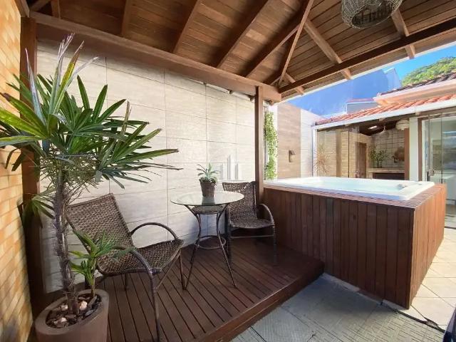 Casa / Sobrado para Venda em São José/SC Ipiranga 2 Quartos