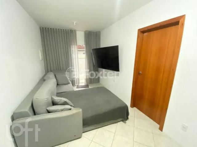 Casa / Sobrado para Venda em São José/SC Ipiranga 2 Quartos