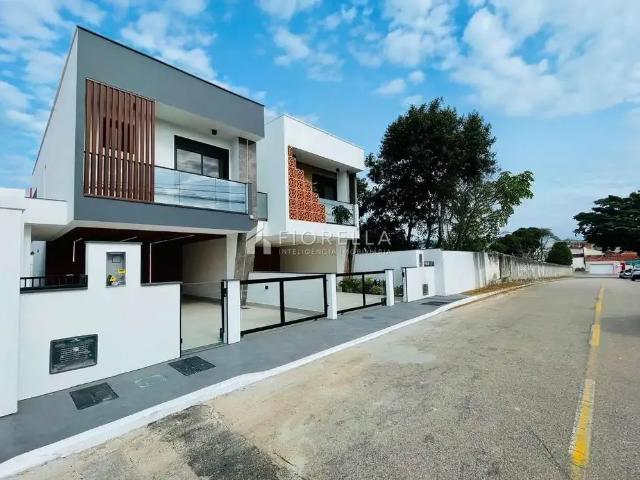 Casa / Sobrado para Venda em São José/SC Ipiranga 3 Quartos