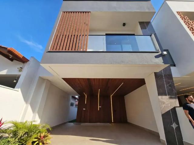 Casa / Sobrado para Venda em São José/SC Ipiranga 3 Quartos