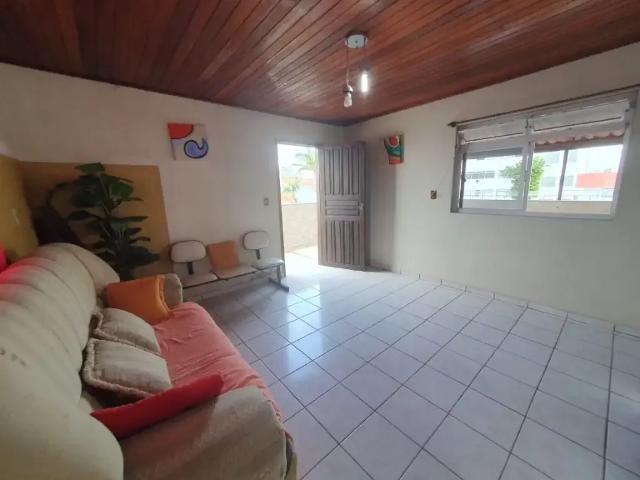 Casa / Sobrado para Venda em São José/SC Ipiranga 4 Quartos