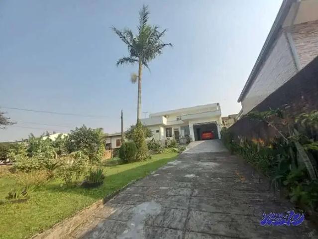 Casa / Sobrado para Venda em São José/SC Ipiranga 4 Quartos