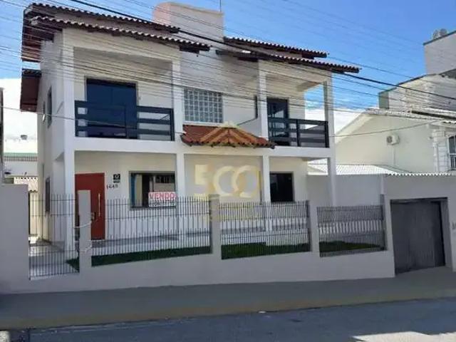 Casa / Sobrado para Venda em São José/SC Ipiranga 5 Quartos