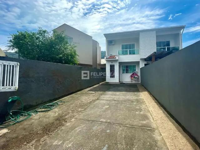 Casa / Sobrado para Venda em São José/SC Jardim Botânico 2 Quartos