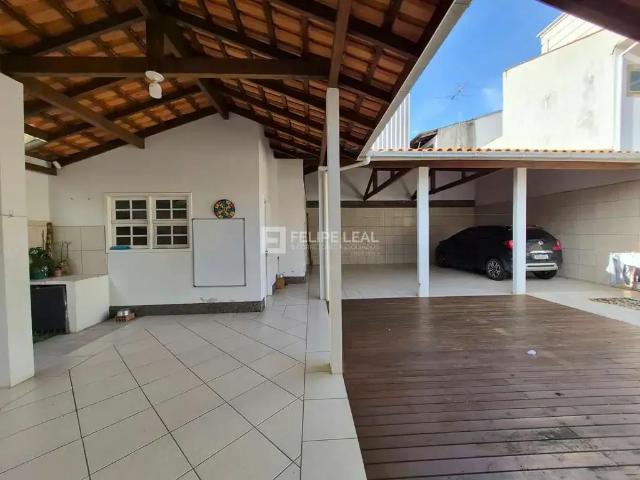 Casa / Sobrado para Venda em São José/SC Jardim Cidade de Florianópolis 3 Quartos