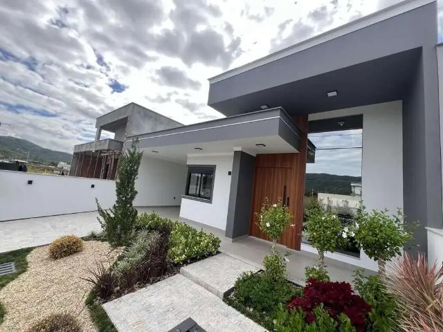 Casa / Sobrado para Venda em São José/SC Lisboa 3 Quartos