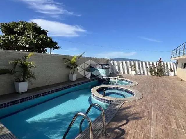 Casa / Sobrado para Venda em São José/SC Ponta de Baixo 4 Quartos
