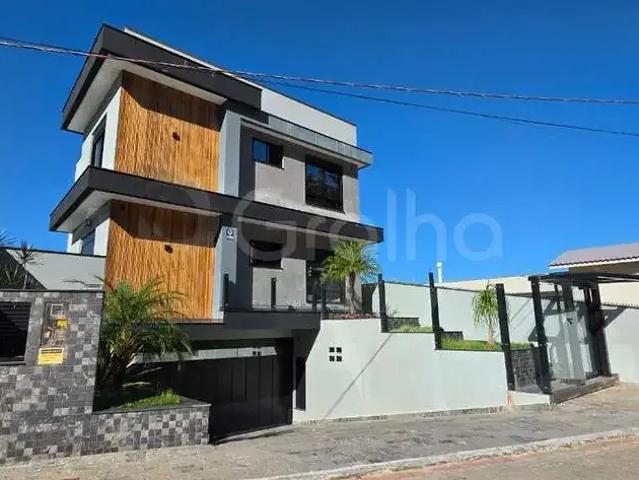 Casa / Sobrado para Venda em São José/SC Ponta de Baixo 6 Quartos