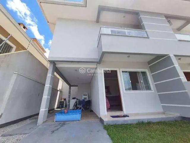 Casa / Sobrado para Venda em São José/SC Potecas 3 Quartos
