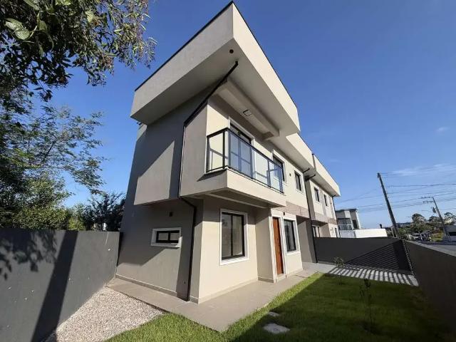 Casa / Sobrado para Venda em São José/SC Potecas 3 Quartos