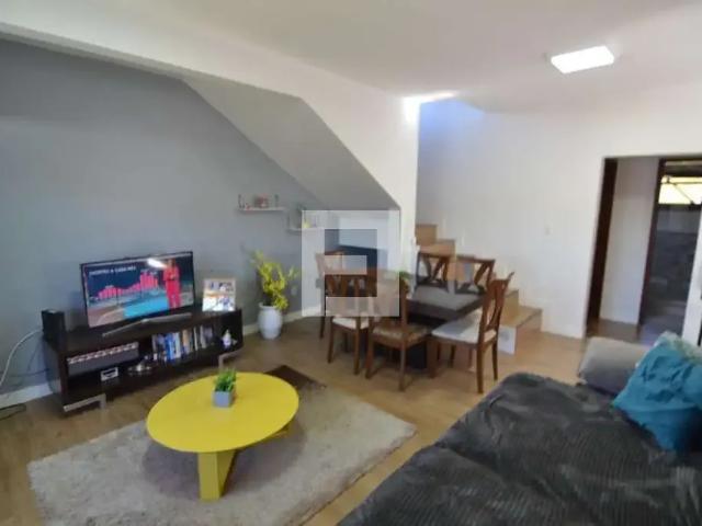 Casa / Sobrado para Venda em São José/SC Potecas 3 Quartos