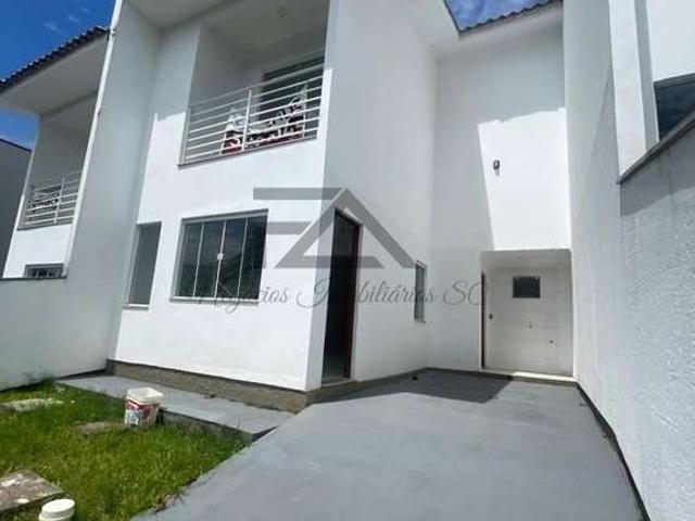 Casa / Sobrado para Venda em São José/SC Potecas 2 Quartos
