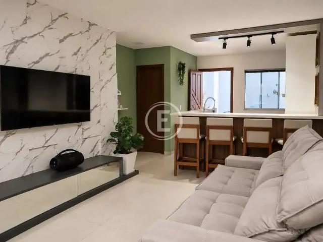 Casa / Sobrado para Venda em São José/SC Potecas 2 Quartos