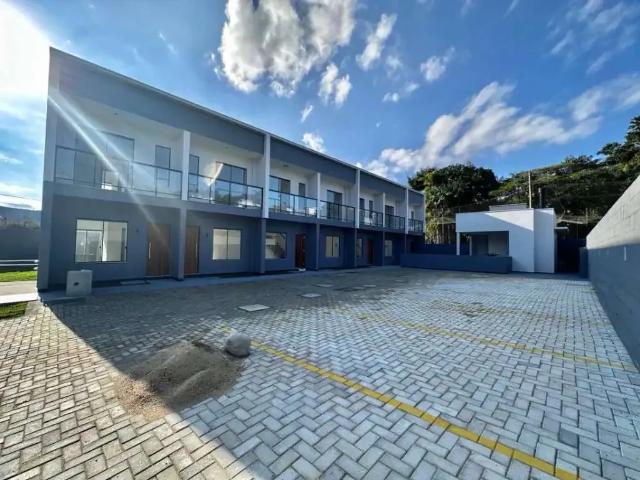 Casa / Sobrado para Venda em São José/SC Real Parque 2 Quartos