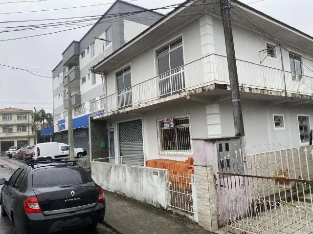 Casa / Sobrado para Venda em São José/SC Roçado 4 Quartos