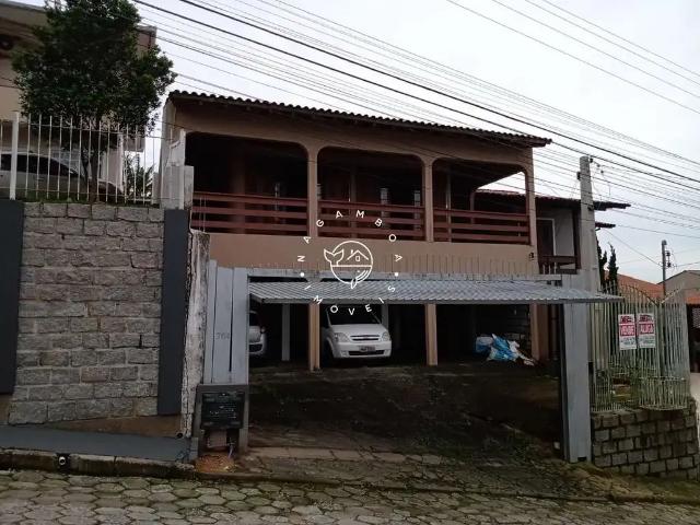 Casa / Sobrado para Venda em São José/SC Roçado 4 Quartos