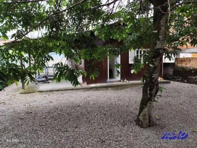 Casa / Sobrado para Venda em São José/SC Roçado 2 Quartos