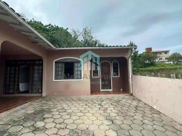 Casa / Sobrado para Venda em São José/SC Roçado 3 Quartos