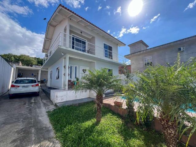 Casa / Sobrado para Venda em São José/SC Serraria 3 Quartos