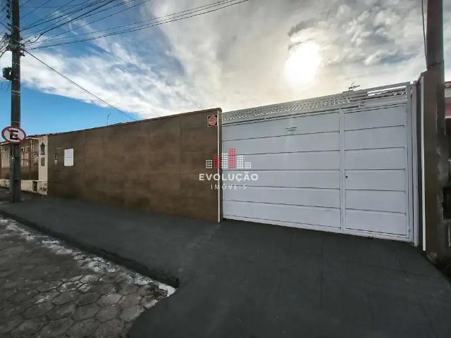 Casa / Sobrado para Venda em São José/SC Serraria 3 Quartos
