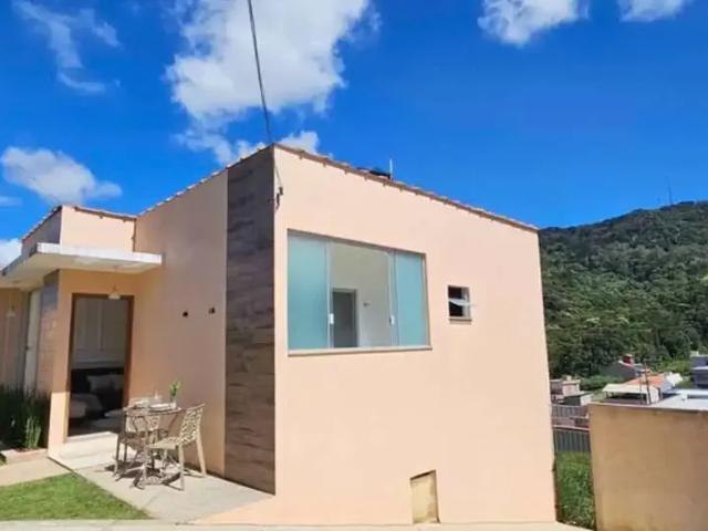Casa / Sobrado para Venda em São Lourenço/MG Jardim das Oliveiras 2 Quartos