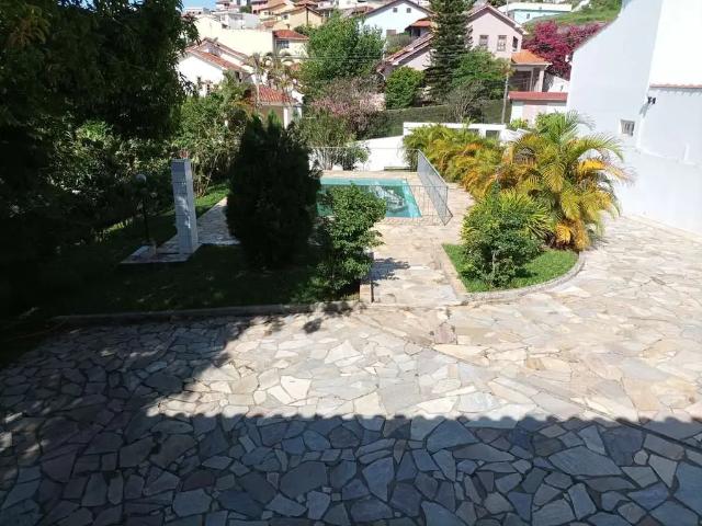 Casa / Sobrado para Venda em São Lourenço/MG Parque Olímpico 3 Quartos