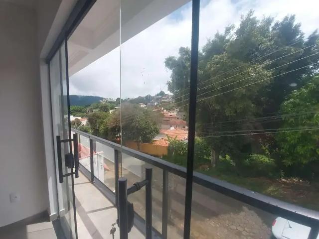 Casa / Sobrado para Venda em São Lourenço/MG Solar dos Lagos