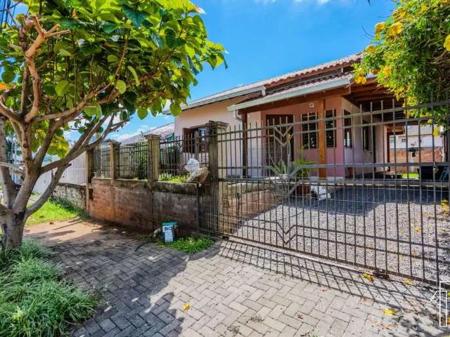 Casa / Sobrado para Venda em São Leopoldo/RS Campestre 3 Quartos