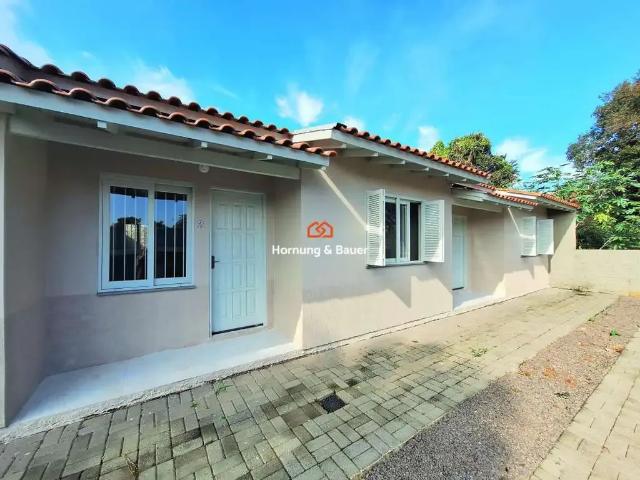 Casa / Sobrado para Venda em São Leopoldo/RS Campestre 4 Quartos