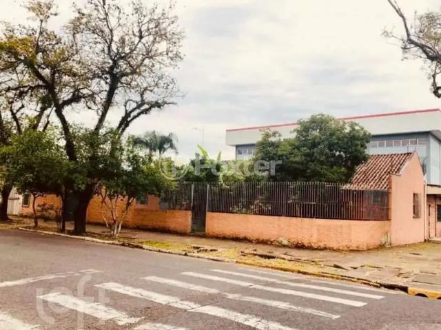 Casa / Sobrado para Venda em São Leopoldo/RS Centro 3 Quartos