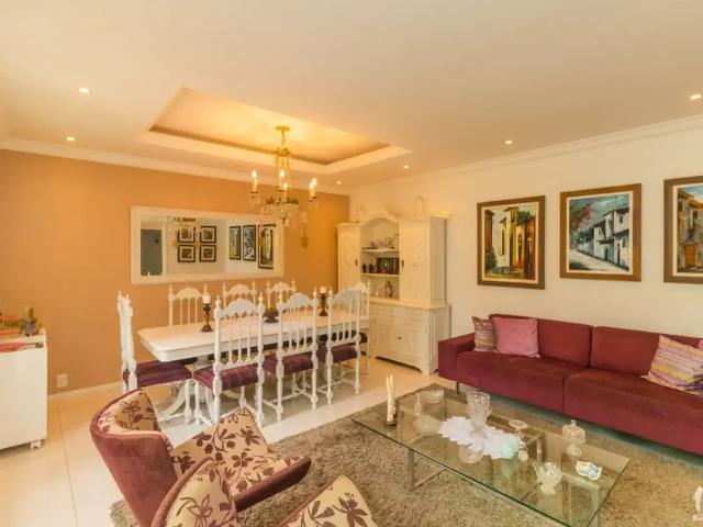 Casa / Sobrado para Venda em São Leopoldo/RS Centro 4 Quartos