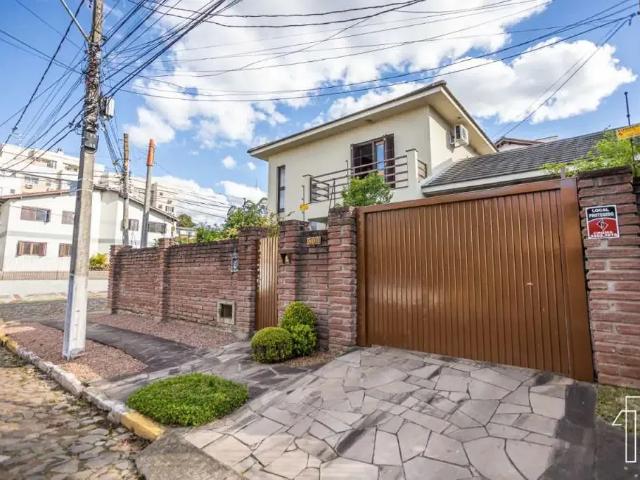 Casa / Sobrado para Venda em São Leopoldo/RS Cristo Rei 4 Quartos