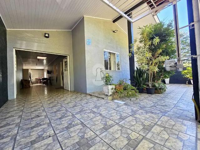 Casa / Sobrado para Venda em São Leopoldo/RS Feitoria 3 Quartos